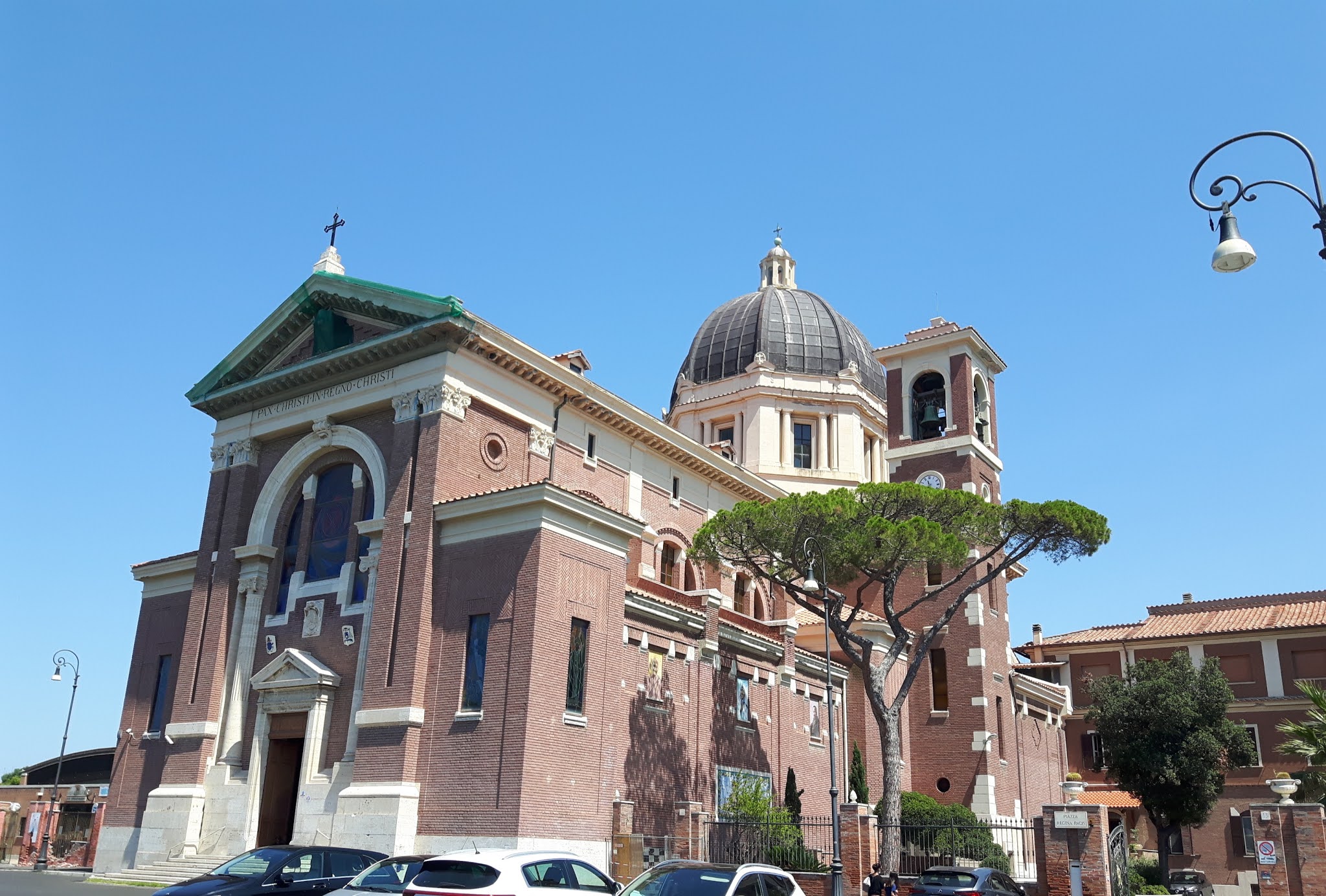 Rerum Romanarum: Santa Maria Regina Pacis