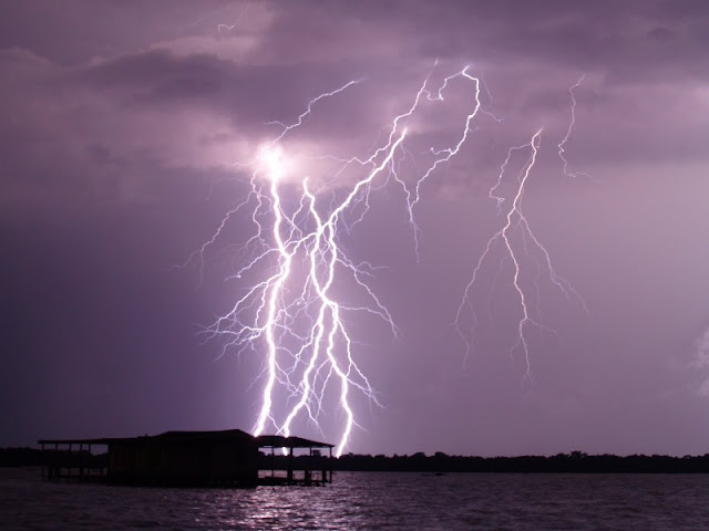 El Planeta Azul Relámpago De Catatumbo Ozono Para El Planeta Record
