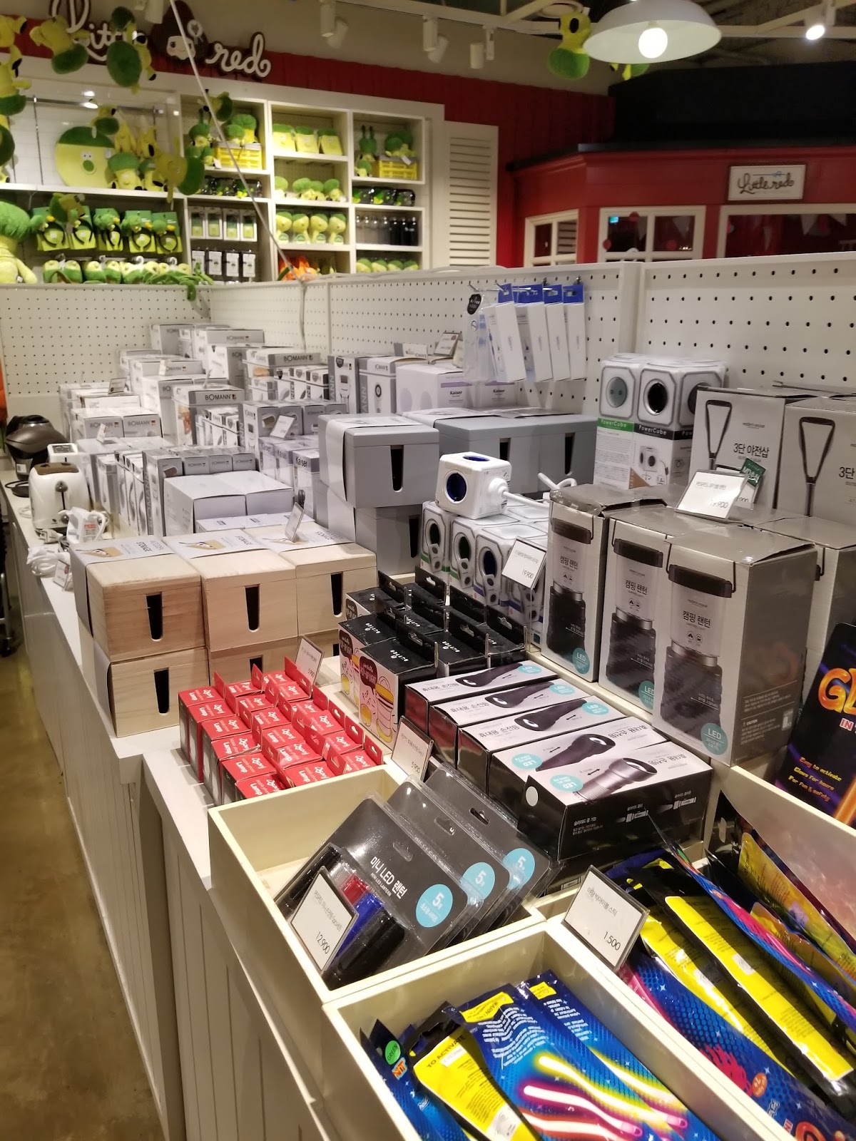 Day 3: Butter Hongdae - Seoul, South Korea - chichicho~