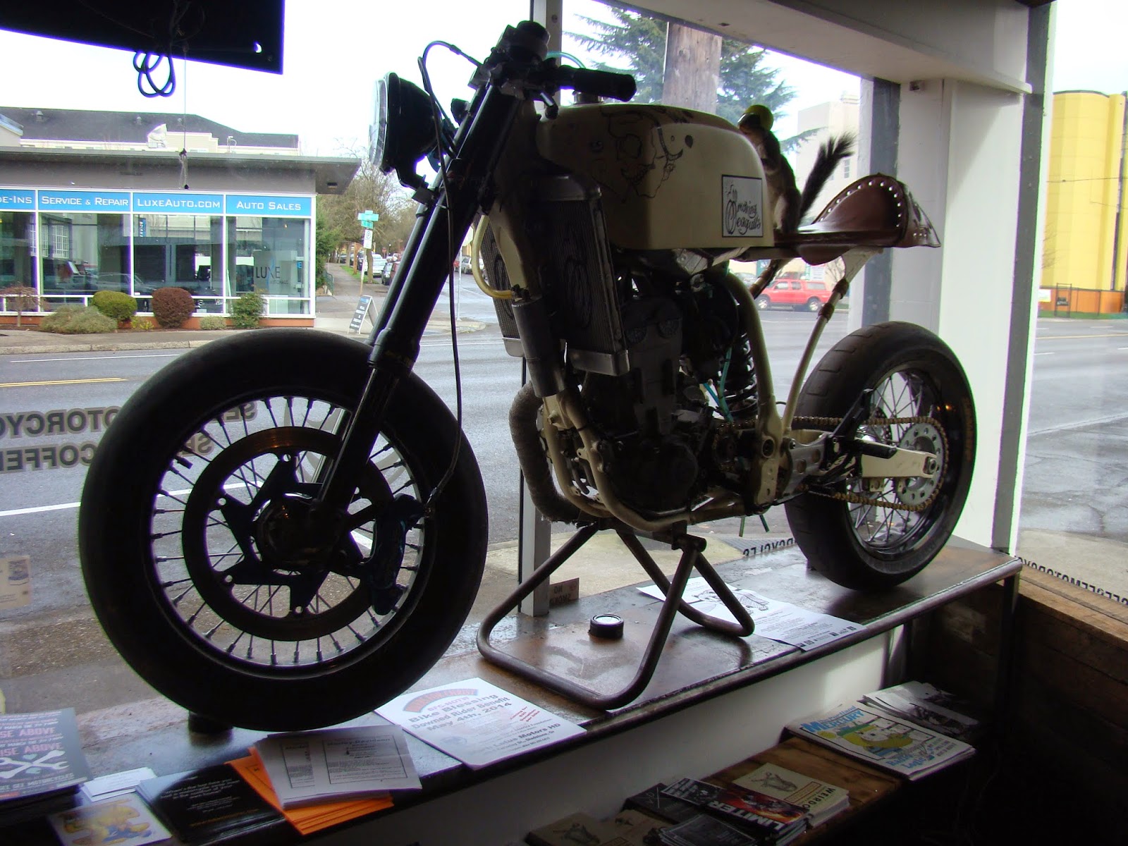 The World of JEK: See See Motor Coffee Co. Motorcycle Coffee Shop in ...