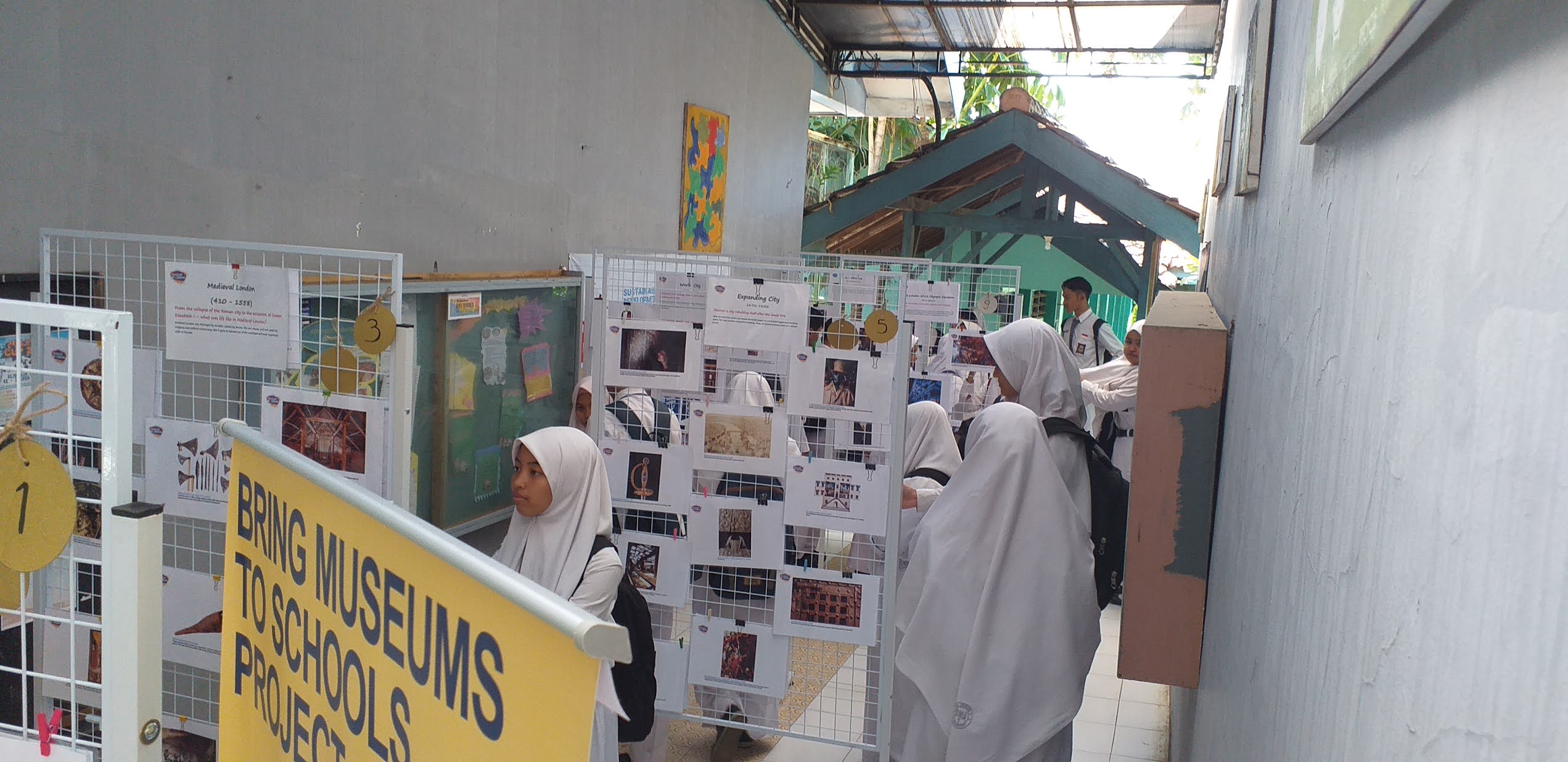 Dianahera's Teaching : Bringing Museums to Schools Project