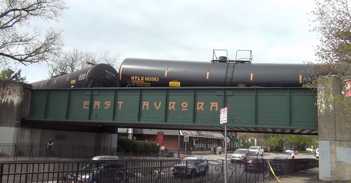 Just A Car Guy: relocating the engine after the Buffalo & Pittsburgh's ...