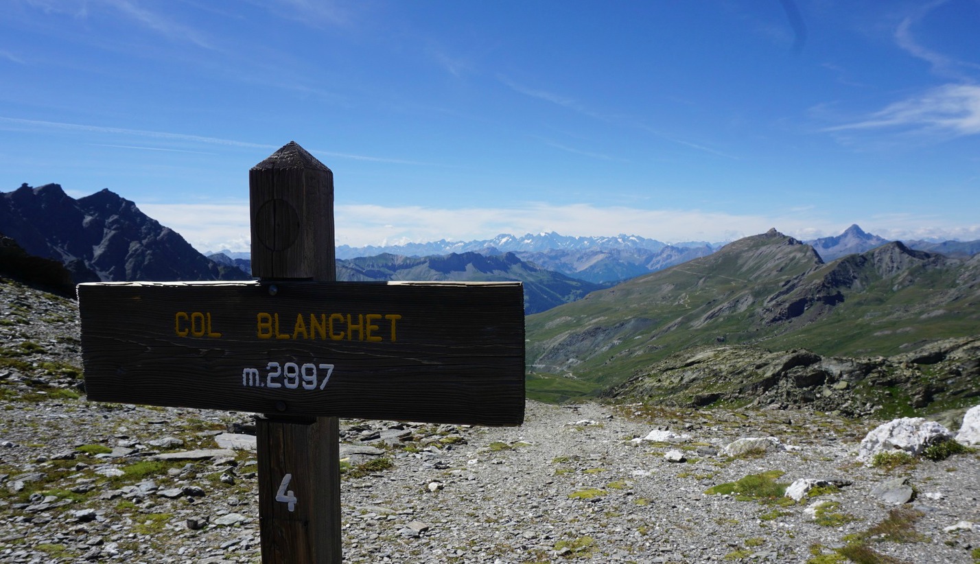 Hiking and Cooking in the South of France: August 2017