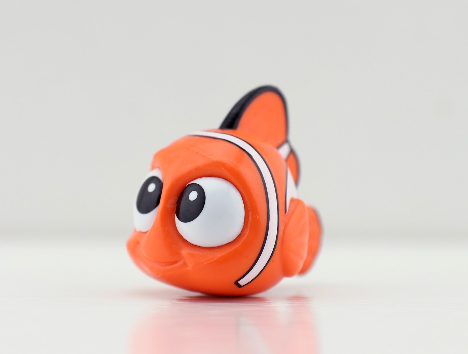 Dan the Pixar Fan: Finding Dory: Collectible Figure "Blind Bags" Series 5