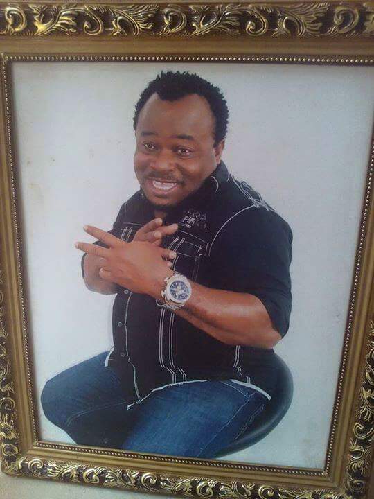 PHOTONEWS : Comic Nollywood Actor Dede One buried in Imo - PUO REPORTS
