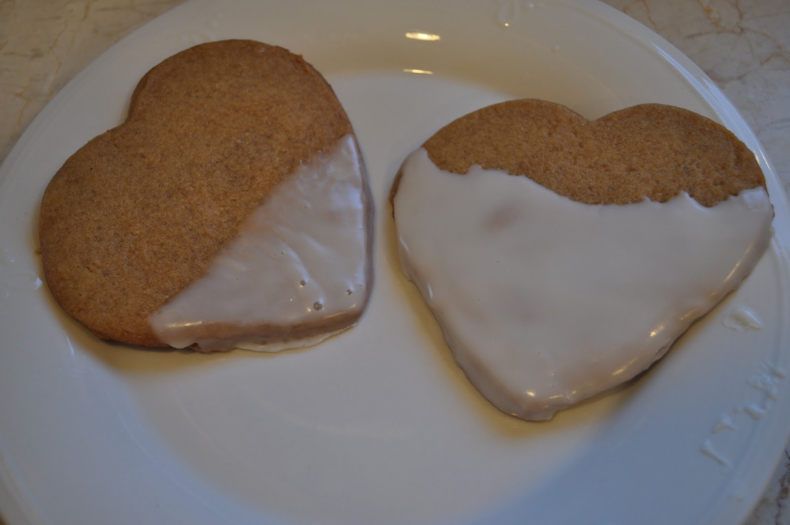 Of Musings and Wanderings: Shortbread Gingerbread Cookies