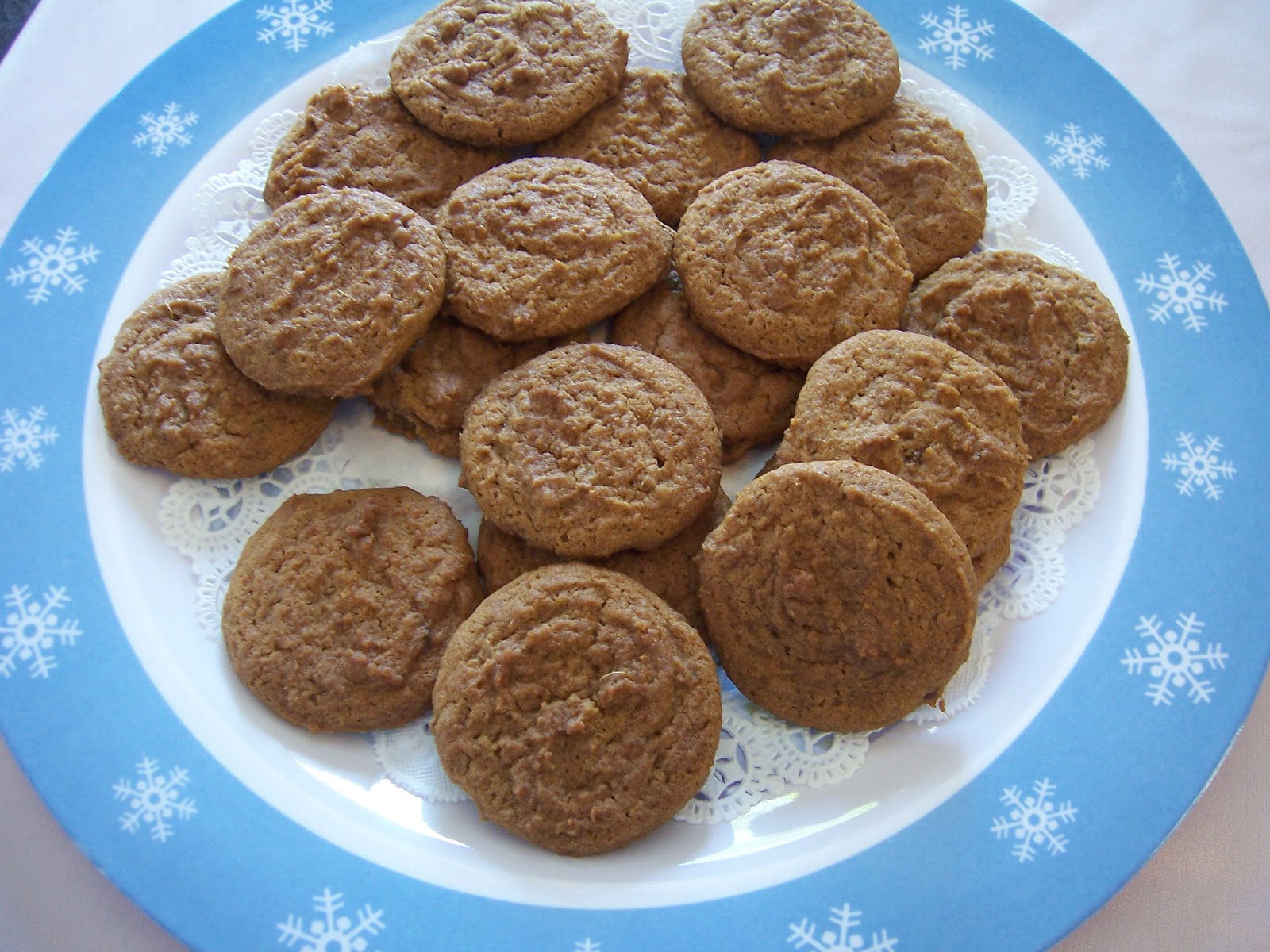 Taste History: Ginger snaps cooking demo and tour of Boynton's art ...