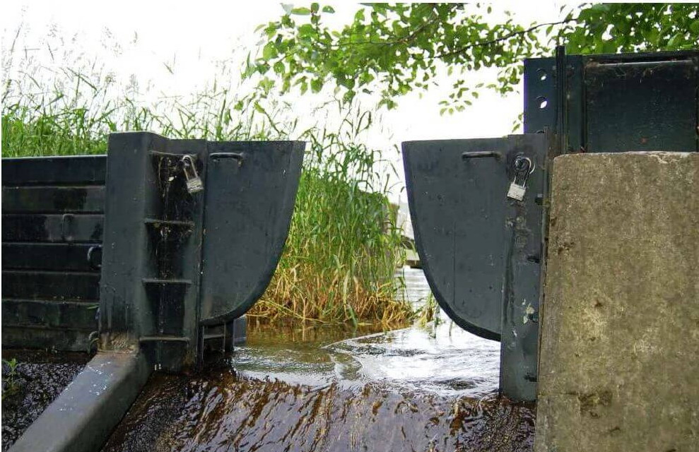 Weirs and Flumes Flow Measurement