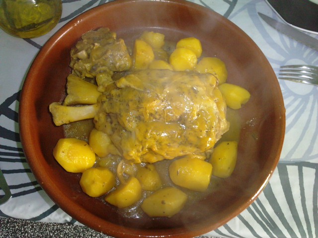 Las recetas de Yoli: Codillo en salsa light en olla rápida