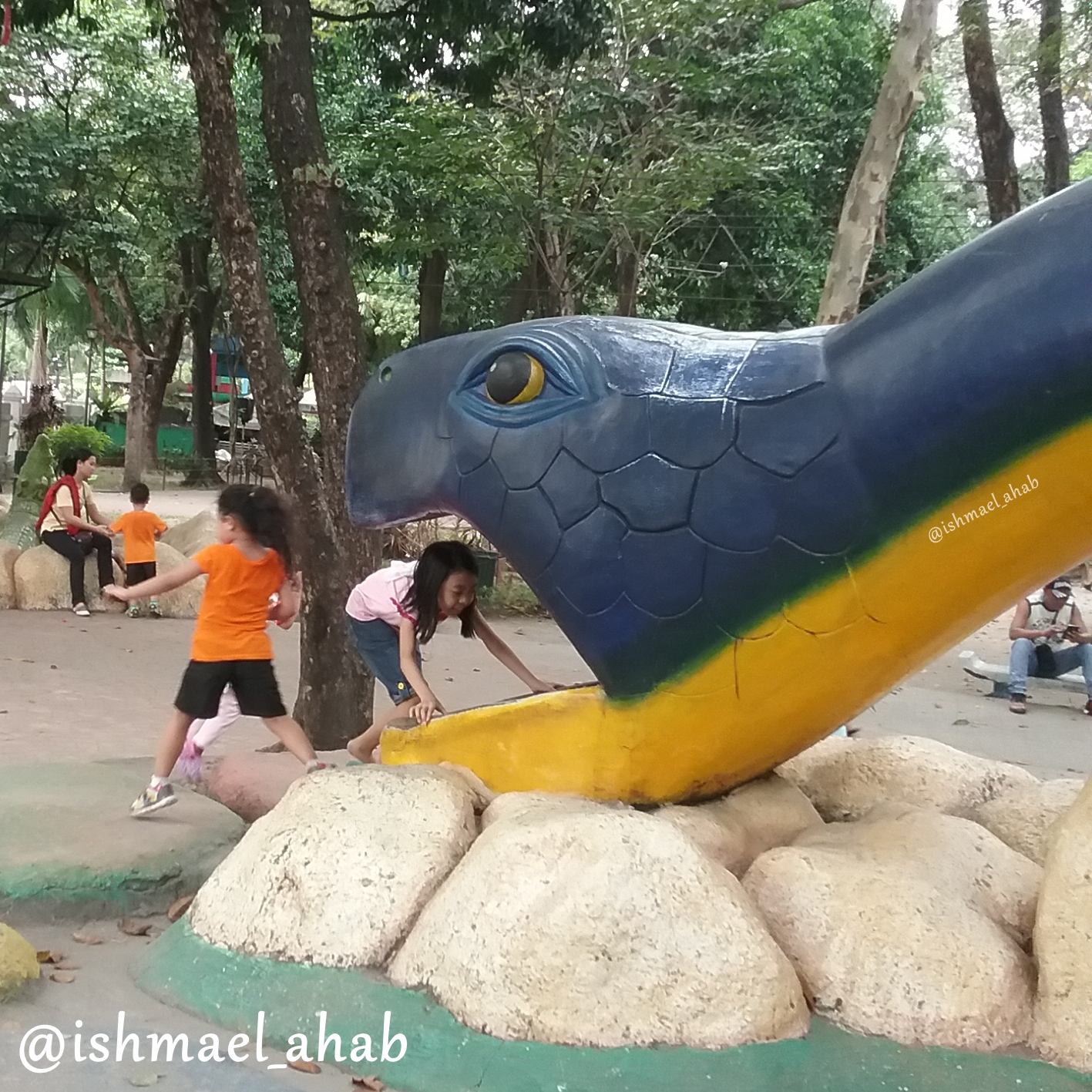 Playtime for the Kids in Rizal Park Children's Playground |Filipino ...