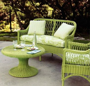 Eye For Design: Decorate With Colorful Wicker Furniture