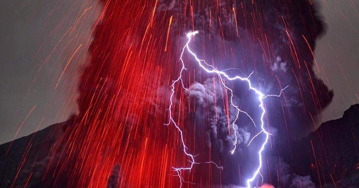 Scientists Have Finally Solved the Mystery of How Volcanic Lightning ...