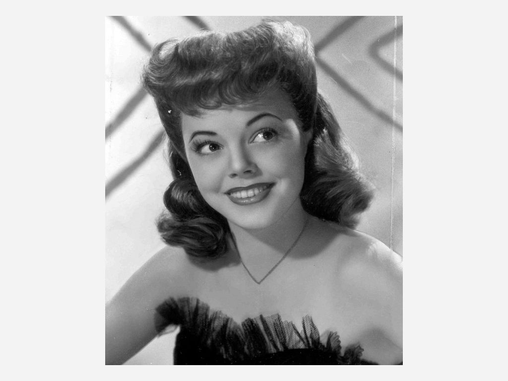 Slice of Cheesecake: Jean Porter, pictorial