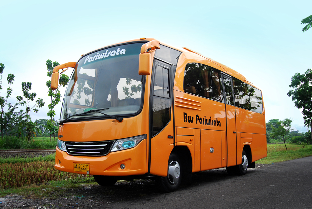 FASILITAS TERLENGKAP SEWA BUS MINI DI MALANG - NO.HP:0812-5252-5505 ...