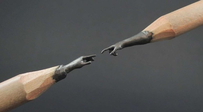 TOTAL ART: El increíble arte de esculpir en la punta de un lápiz