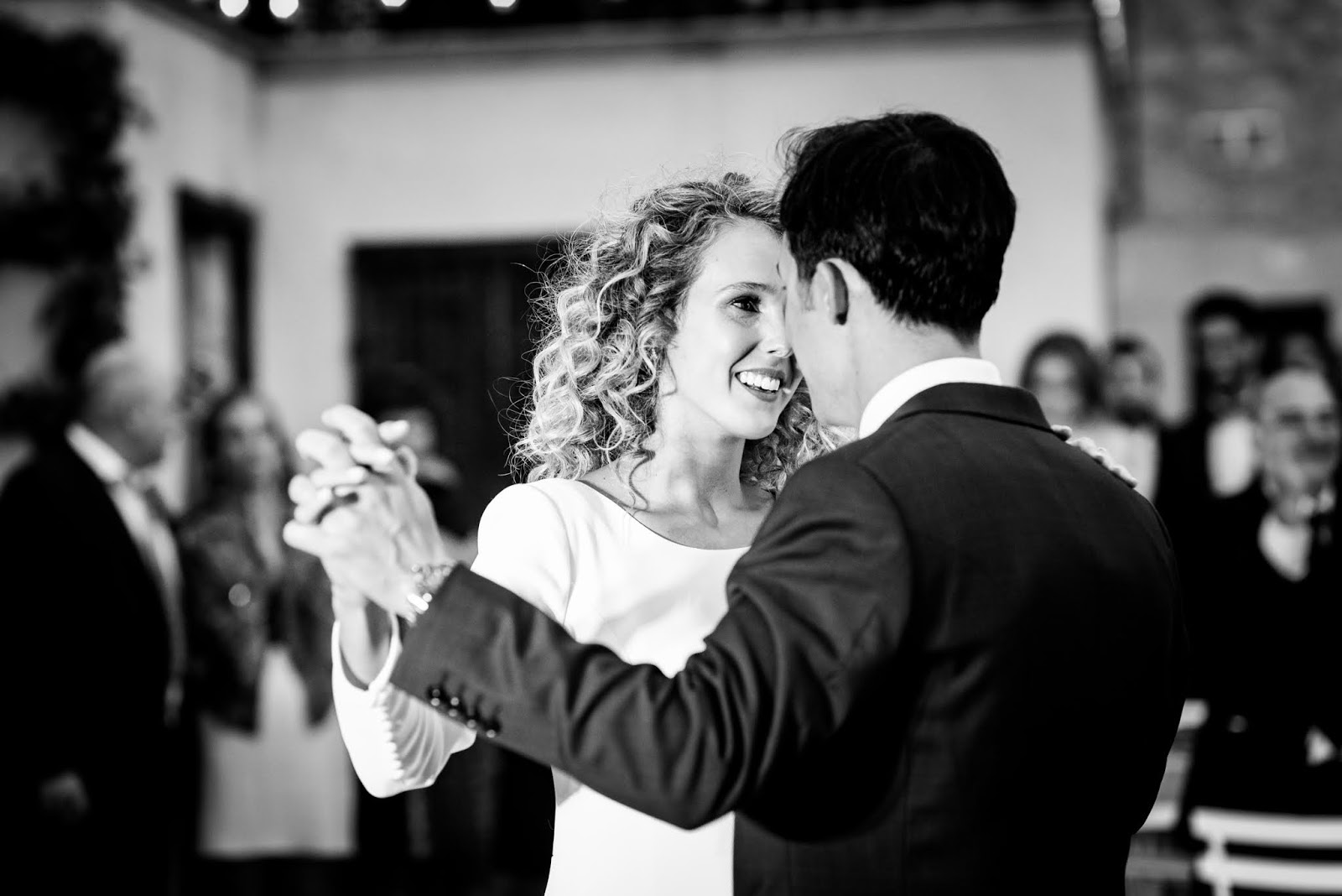 La "emocionante" boda de María y Jorge en Pedraza
