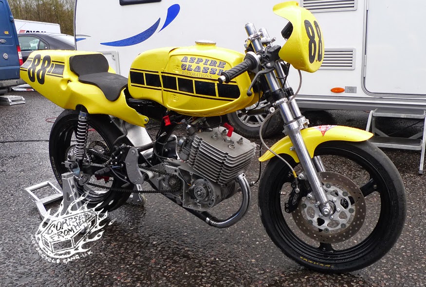 Corpses From Hell MG: MZ ETZ 250 Racing at Brands Hatch