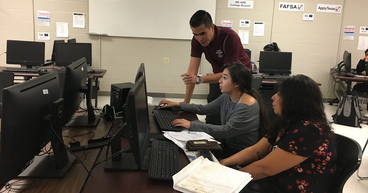Eagle Pass ISD - iVision: WHS and TAMIU Team Up for FAFSA Season