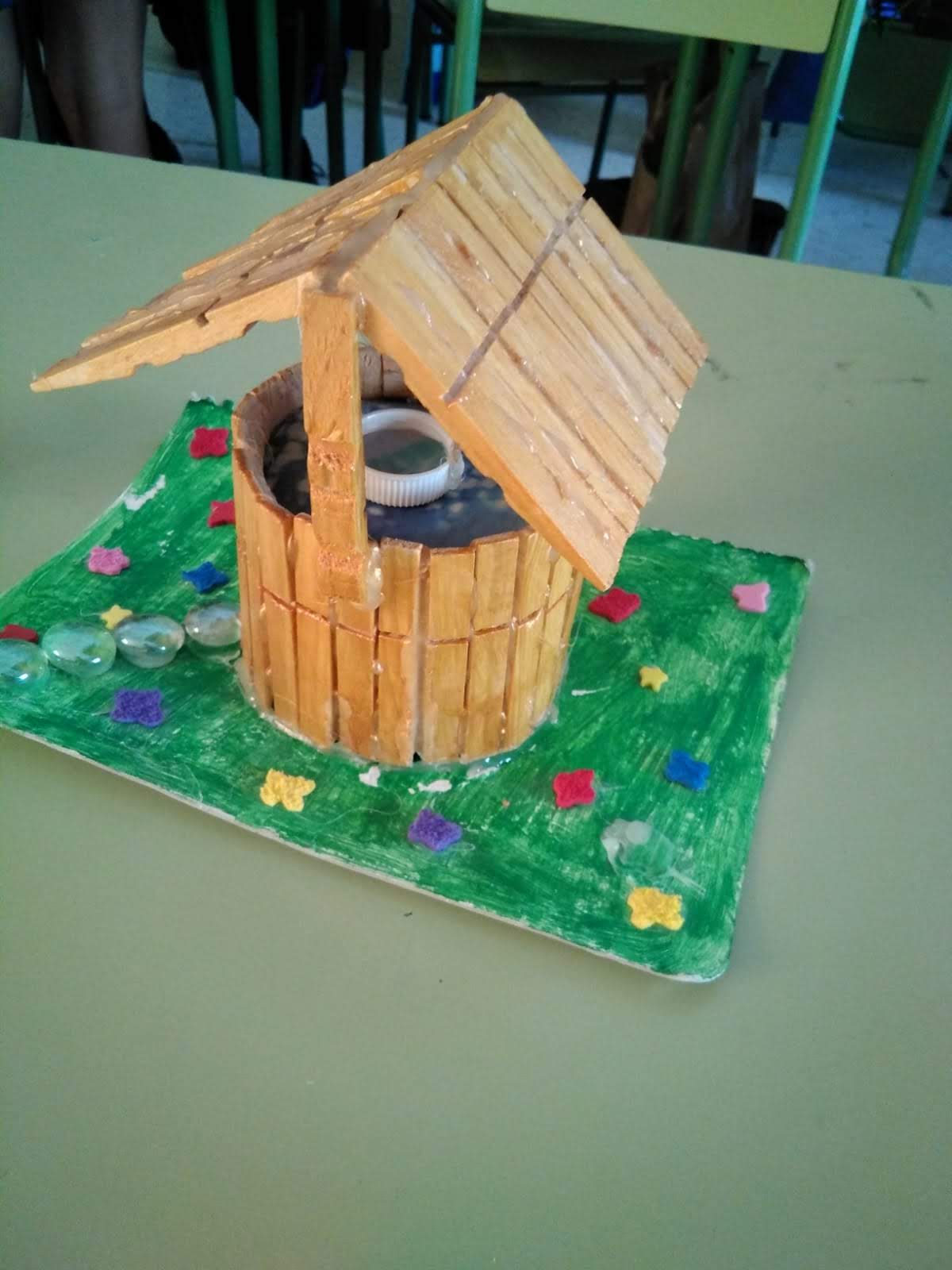 plastidibujo: objetos con materiales reciclados