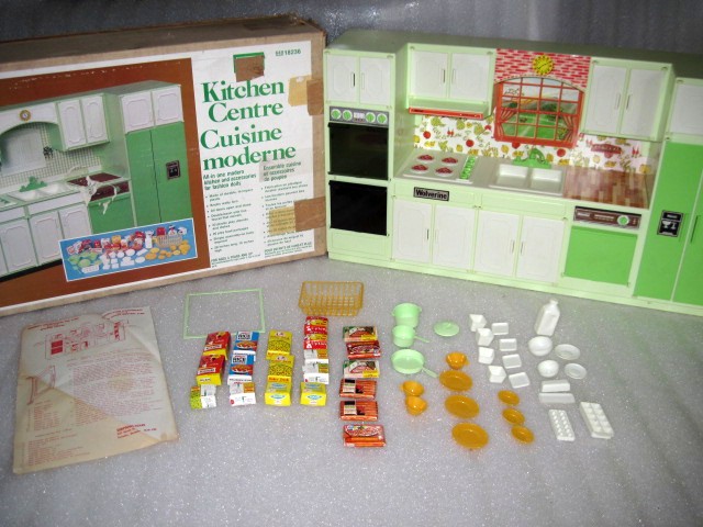 Vintage Barbie Kitchen Set