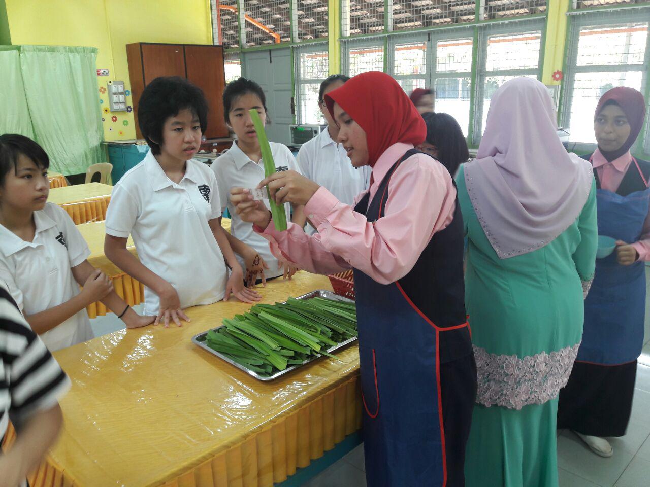 SMK TINGGI PEREMPUAN MELAKA: 11/01/2016 - 12/01/2016