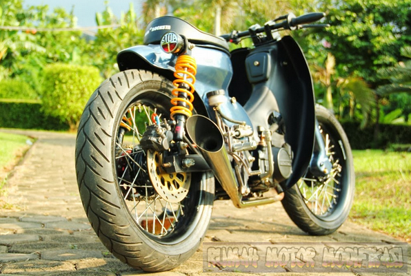 MODIFIKASI MOTOR STREET CUB