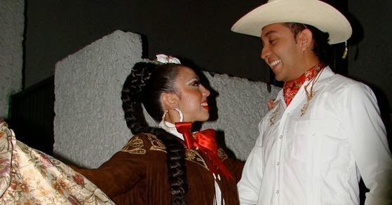 las 6 huastecas: 6.2 Traje ranchero o media gala