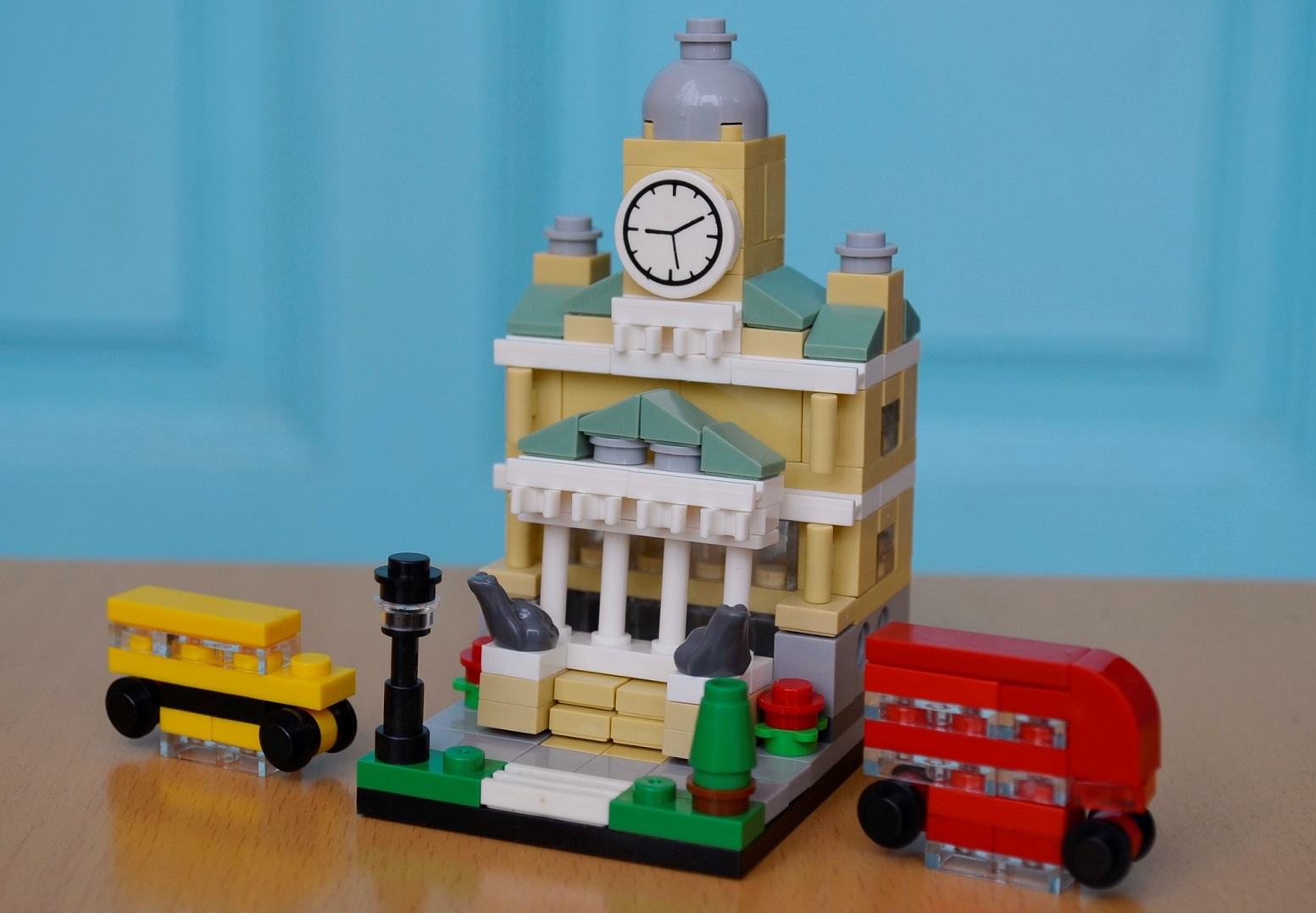 Brick Toys and all Sorts: Decool CITY Mini Street View (1101 to 1104)