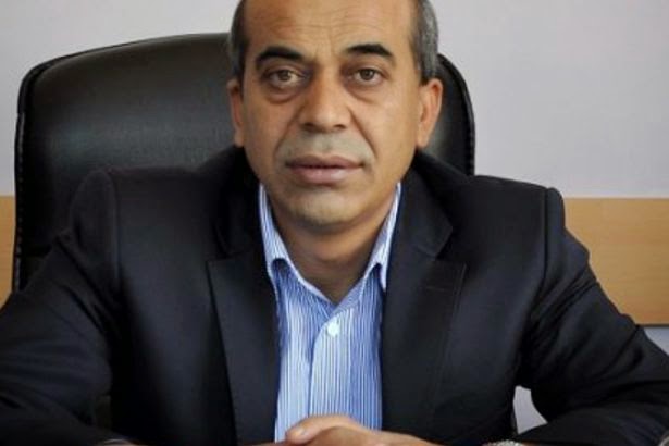 ΑΝ ΕΧΕΤΕ ΜΑΛΙΑ ΑΡΧΙΣΤΕ ΝΑ ΤΡΑΒΑΤΕ... Ο ΠΡΟΕΔΡΟΣ ΣΥΛΛΟΓΟΥ ΑΝΑΠΗΡΩΝ ΣΤΗΝ ...