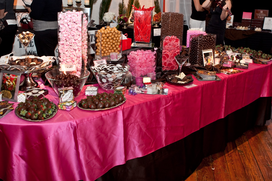 Sweet Frosting: CANDY BAR