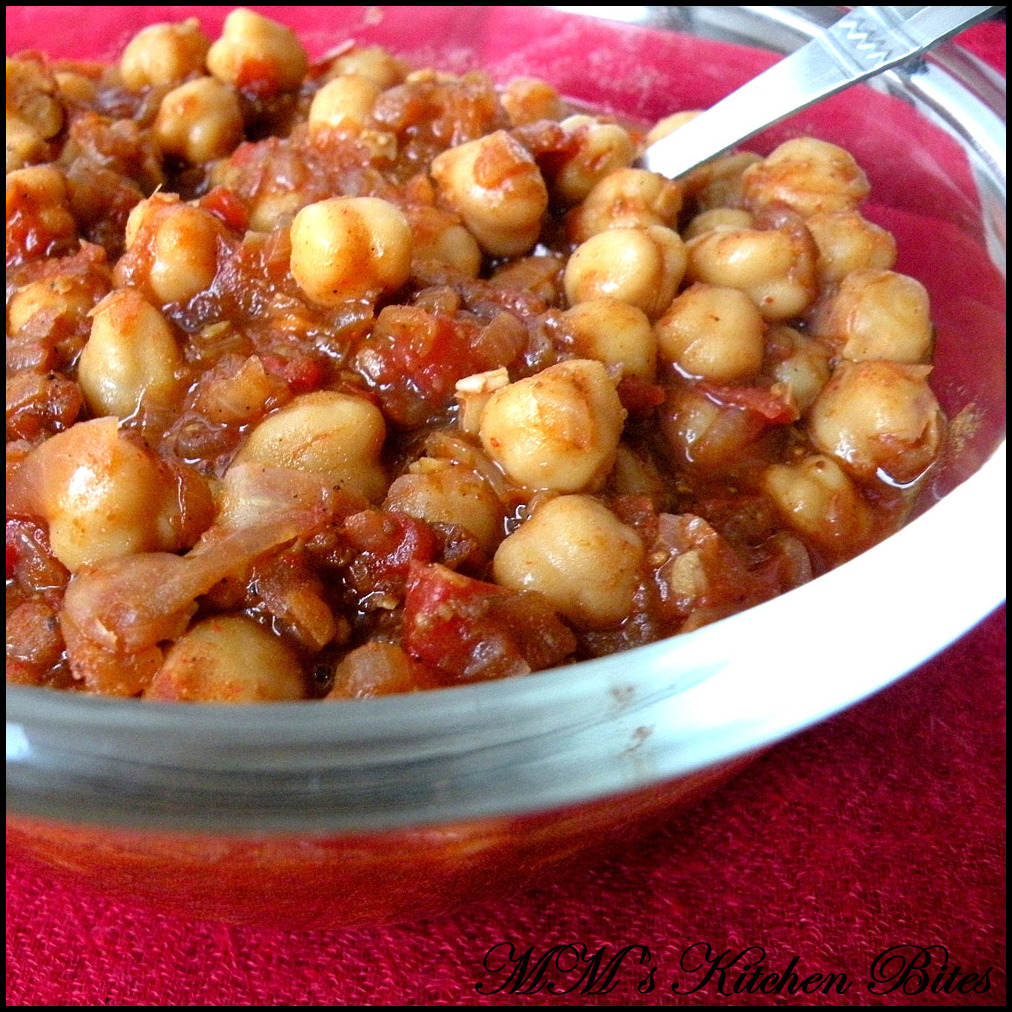 MM's Kitchen Bites: Chole....let the weekend begin!!