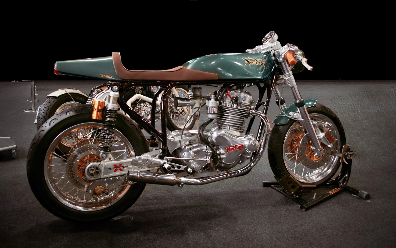 Master's Commando - Inazuma café racer