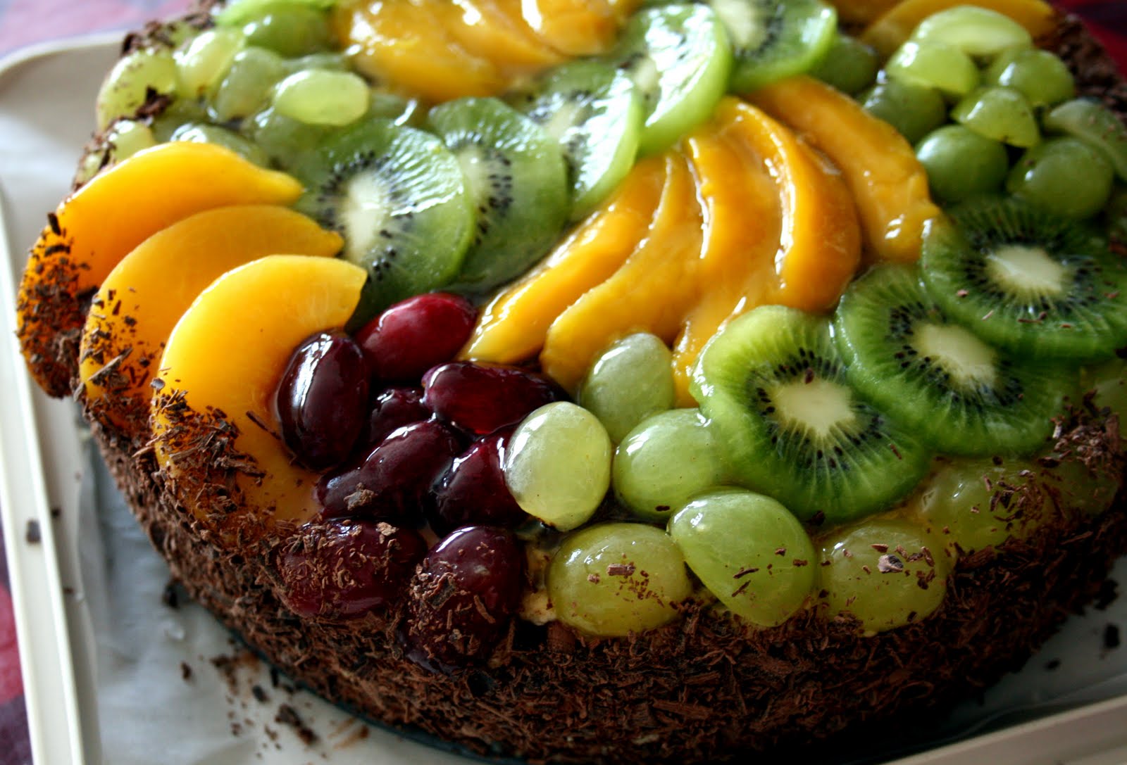 Rusinat pullasta!: Suklainen hedelmäkakku