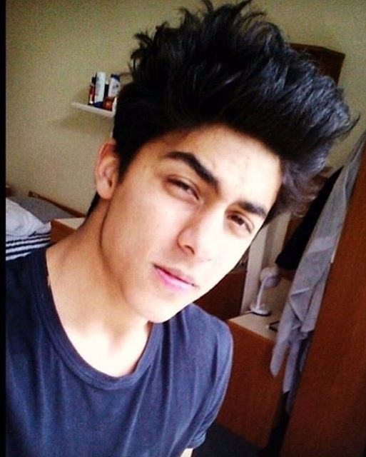 Aryan Khan affairs, Today Updates, Family Details, Biodata, Newlook, wiki