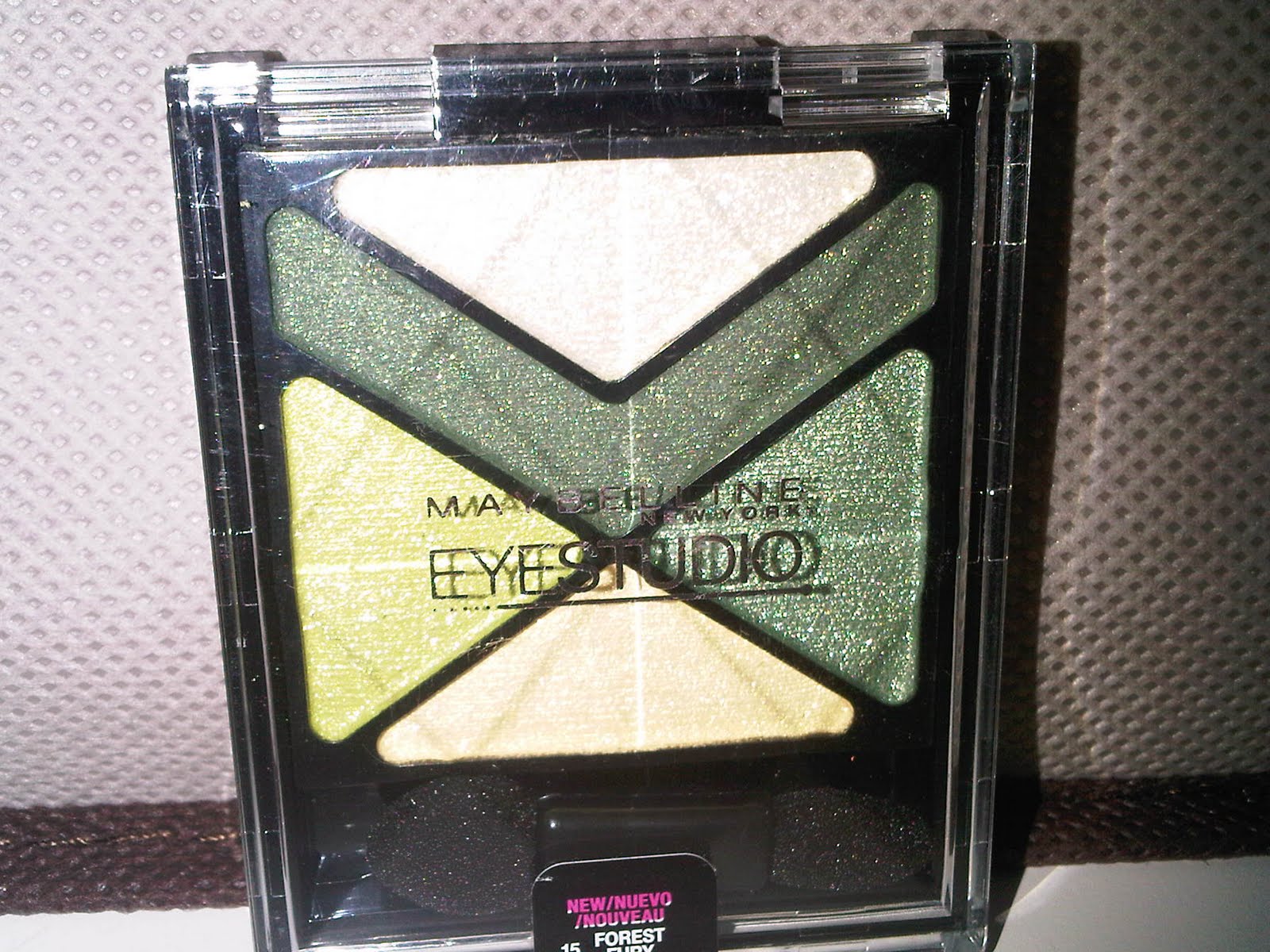 Majnooni Beauty: Maybelline Eye Studio Color Explosion Swatches ...