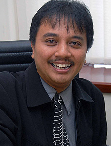 Biografi Beberapa tokoh informatika dari Indonesia | CARILAHAKU19