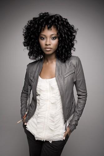 25 "Beautiful" famous black model GALS!