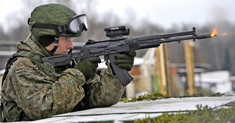 desarrollo defensa y tecnologia belica: El ejército ruso recibe nuevos fusiles de asalto Kalashnikov