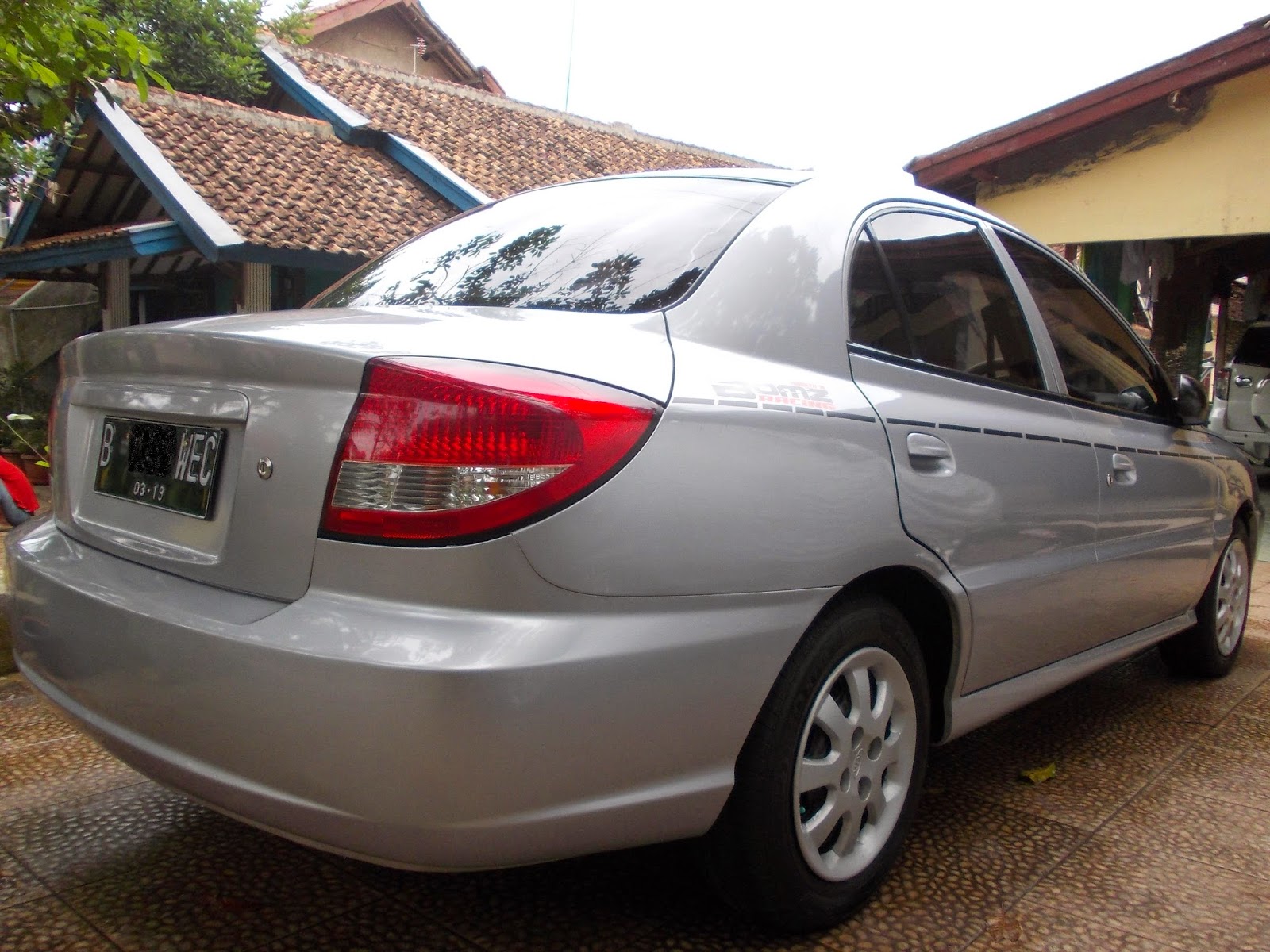 kia rio sf 2005: Tentang Kia Rio Sf