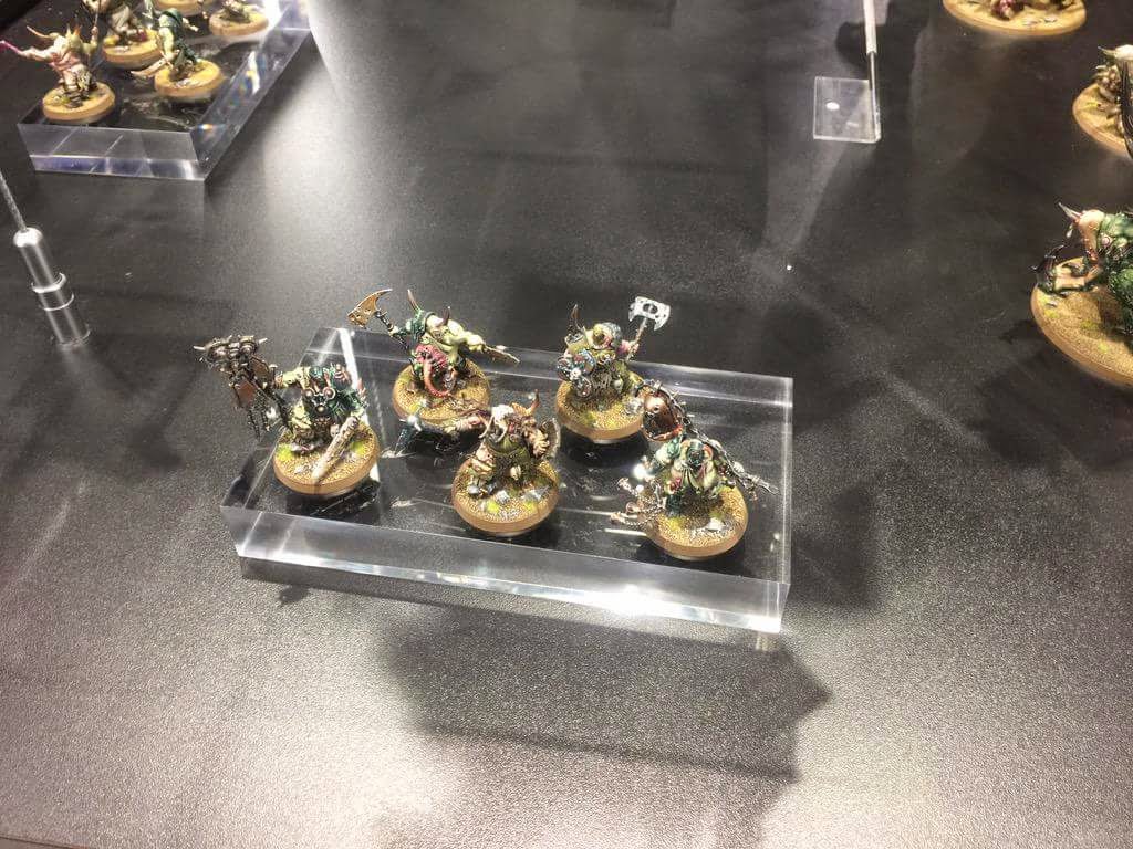 Round Bases for Fantasy?, and More Warhammer World Pics - Faeit 212