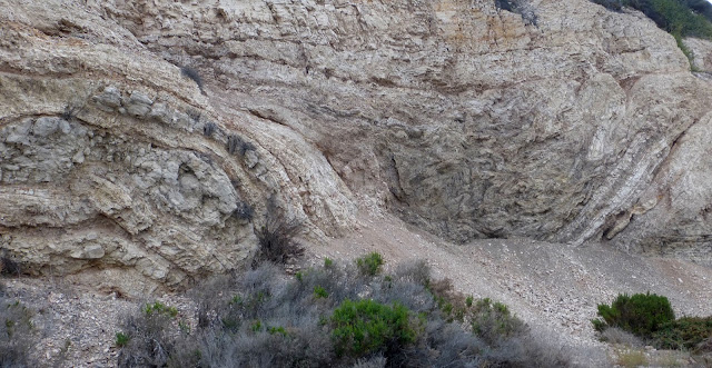 The Malibu Post: Finding Fault