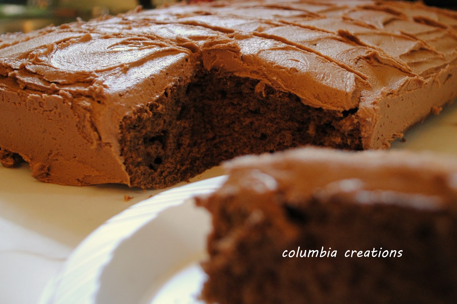 Columbia Creations: Brownstone front cake