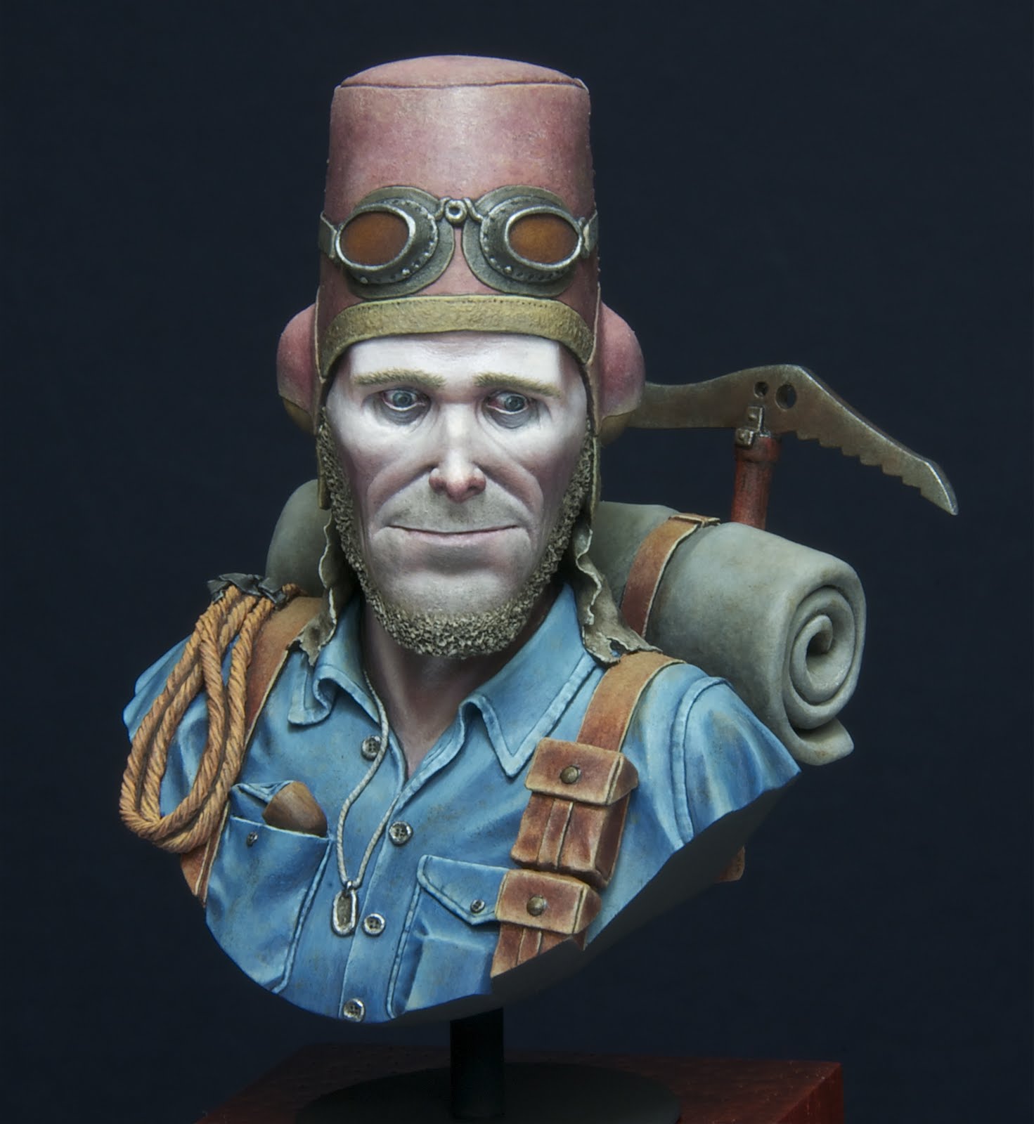 Romain Van den Bogaert Sculpture: mountaineer for JMD miniatures