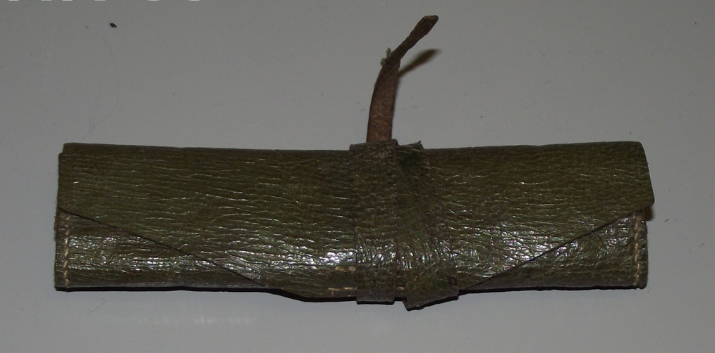 A Woodsrunner's Diary: Flint Wallets.