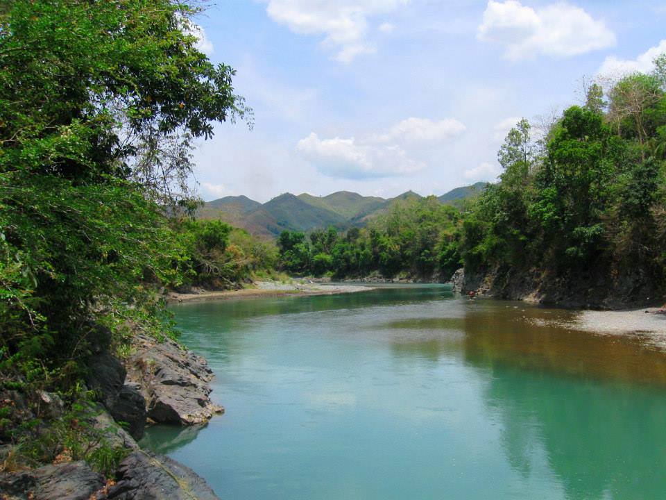 Complete Filipino Guidelines to Having Picnics in the River
