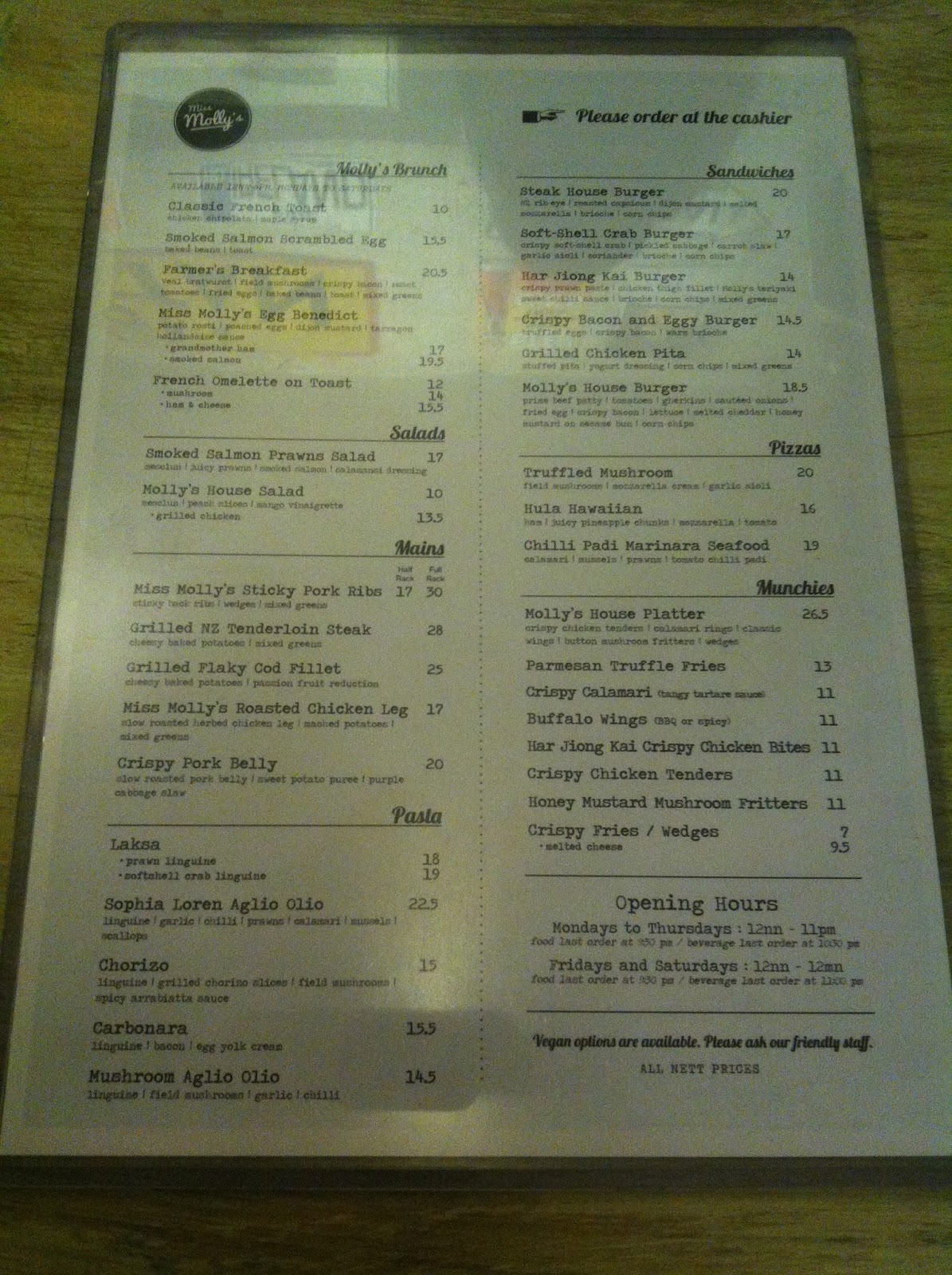 Cafe Explore : Miss Molly Cafe