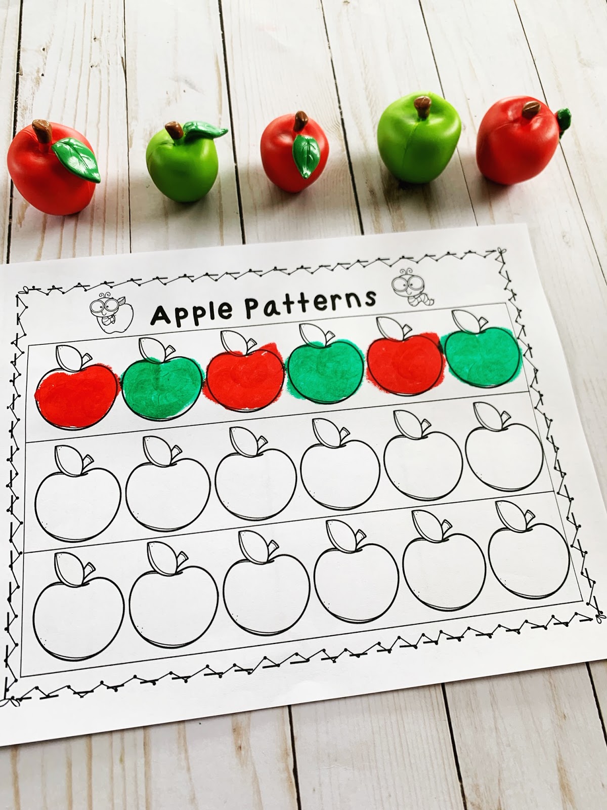 Apples Preschool Theme | Busy Hands and Minds