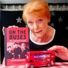 LINEN ON THE HEDGEROW: December 2011