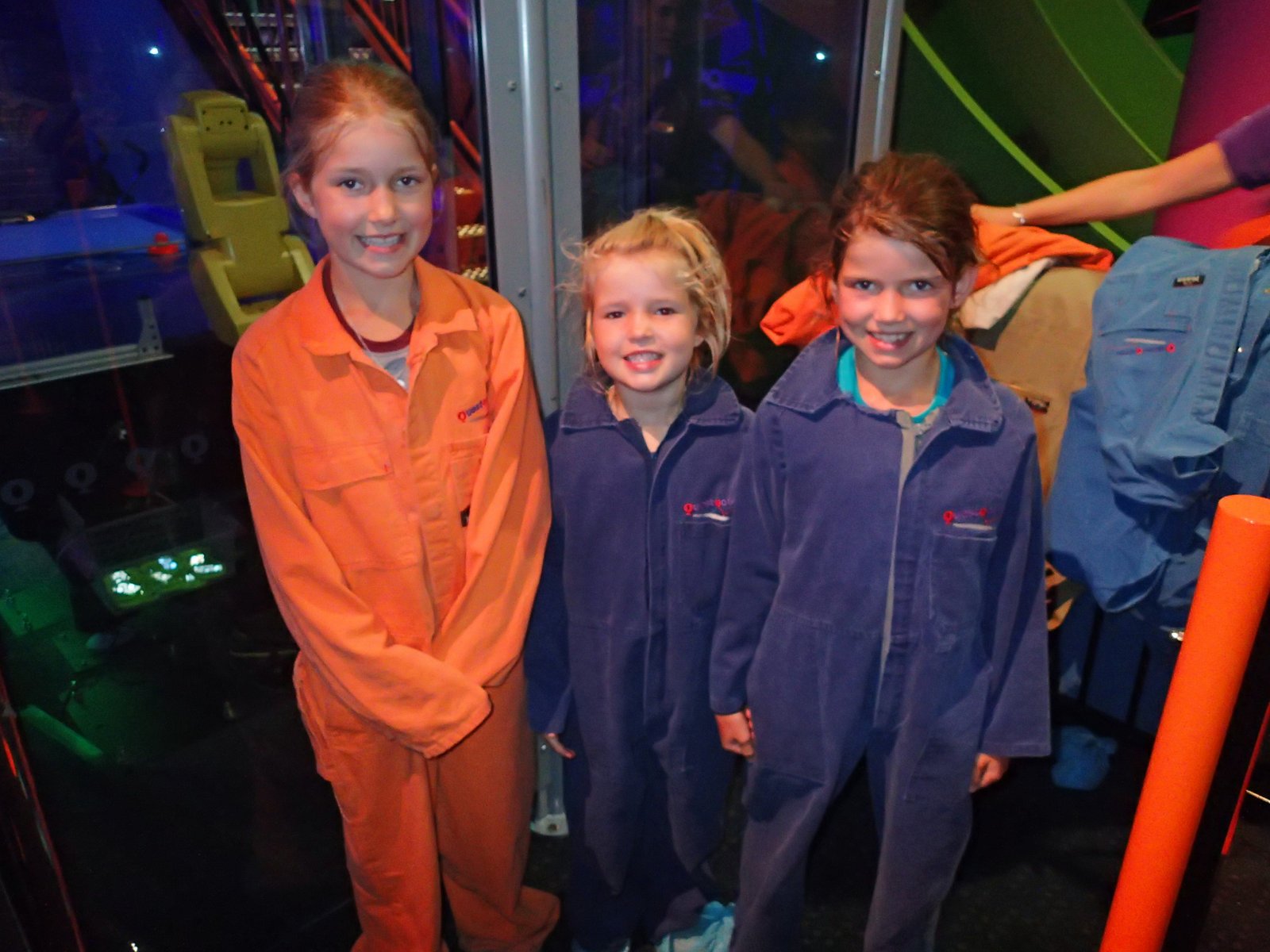 The Mottrams Travel Blog: Day 2 in Canberra - Questacon
