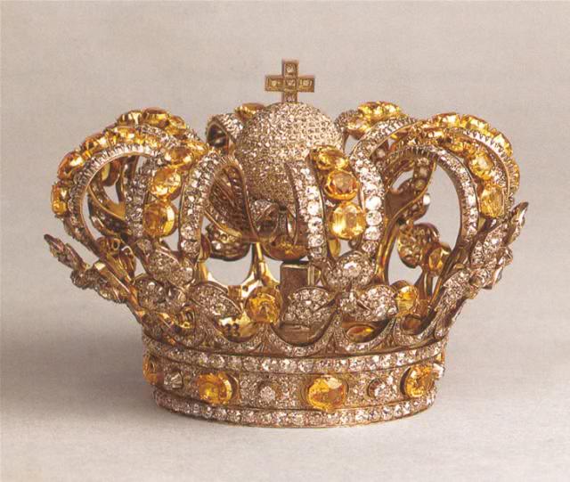 Official and Historic Crowns of the World and their Locations ...